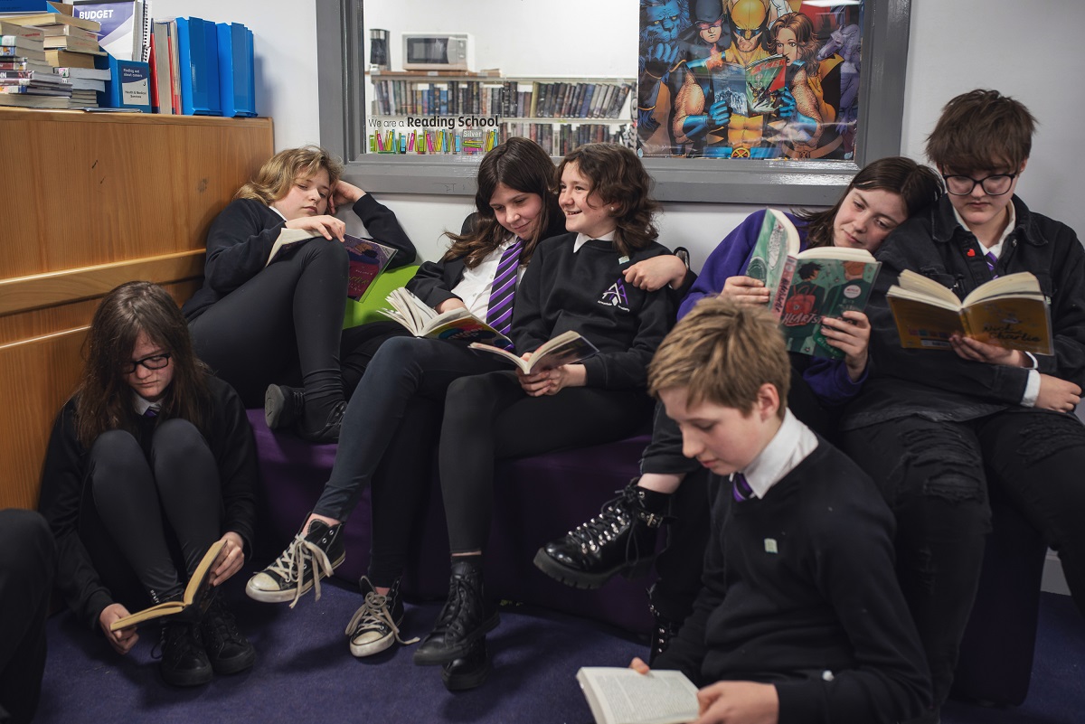 What stops teens reading books for pleasure? - Scottish Book Trust