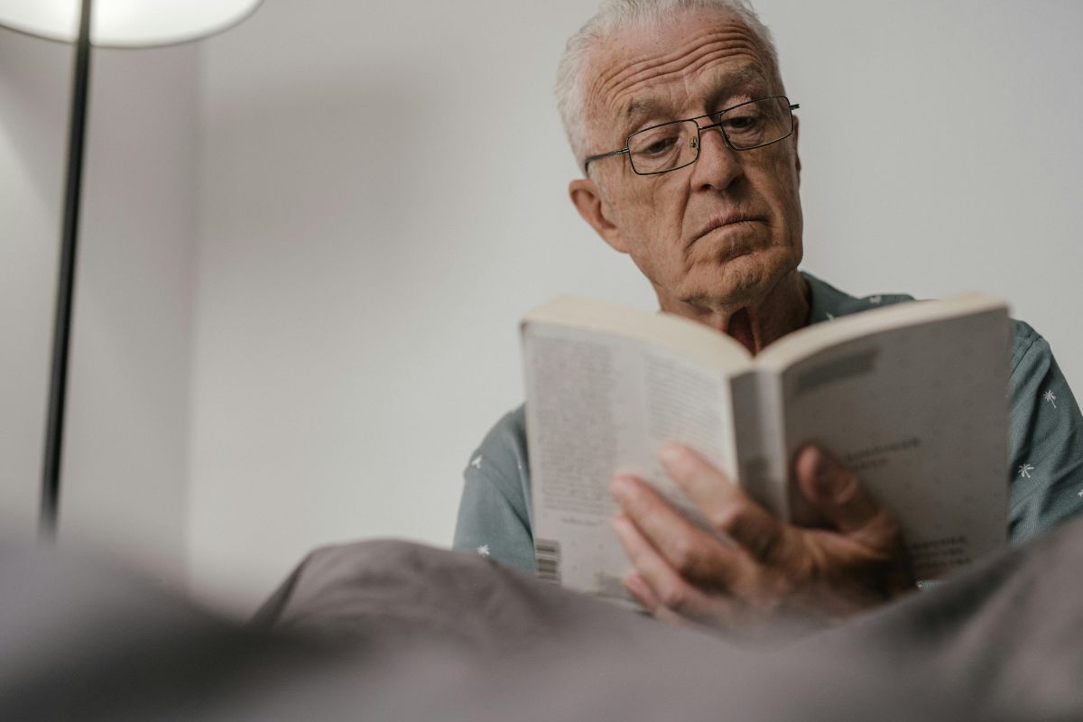 How does reading fiction support wellbeing in older adulthood ...